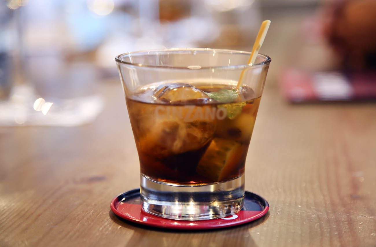 El mejor vermut preparado de Zaragoza está en... Athenea Mixture Bar ⋆ ...