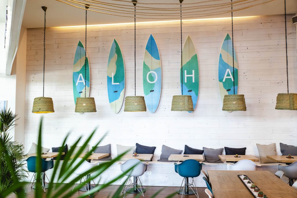 Aloha Poké llega a Zaragoza y este popular plato hawaiano sigue ...